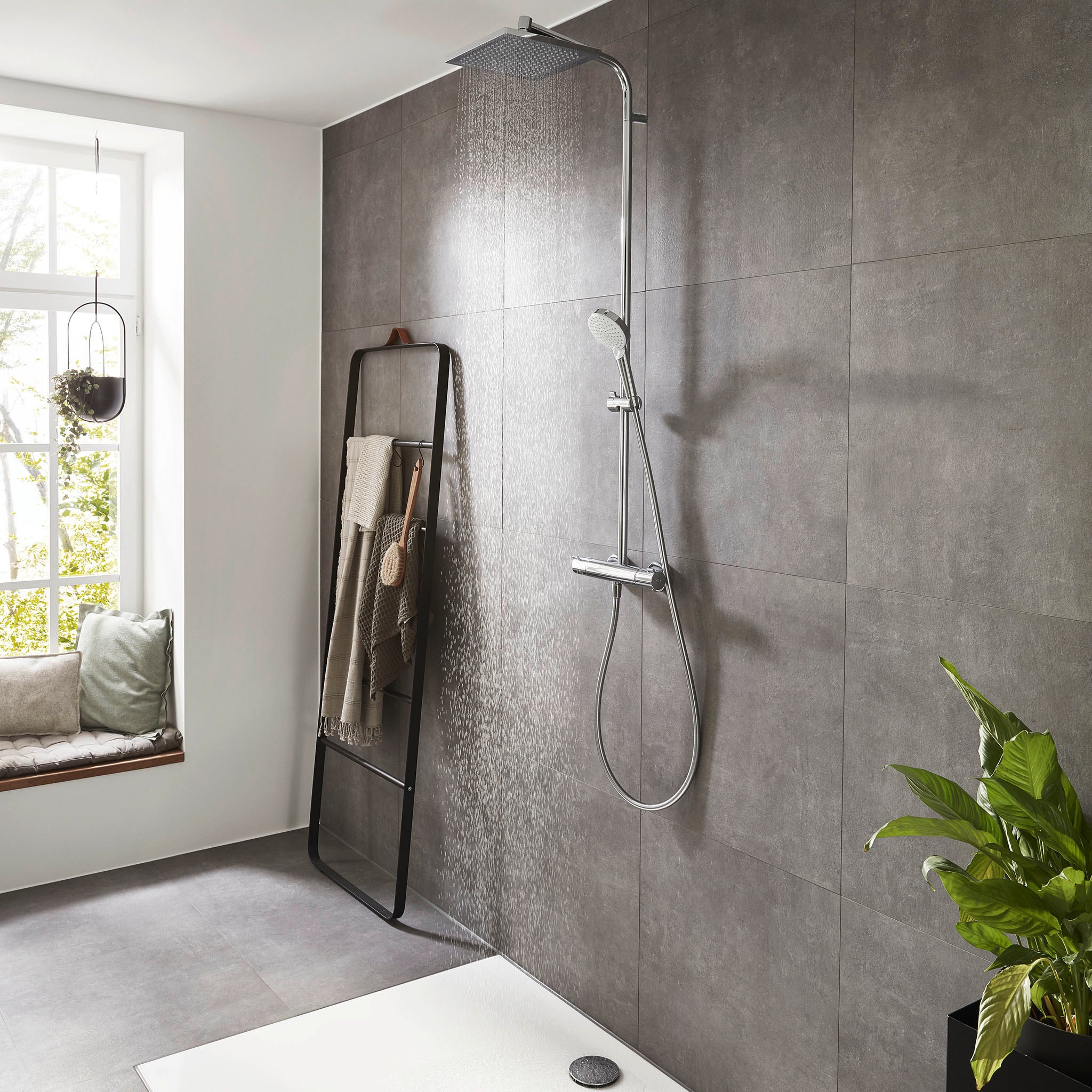 Colonne de douche avec mitigeur thermostatique Crometta E240 - 26785000 ...